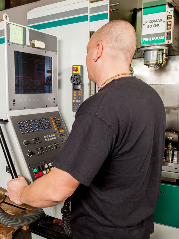 Werkzeuge - Micromec Werkzeugbau - Press- und Spritzgießwerkzeuge